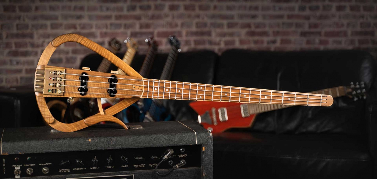 Travel bass - Dragonfly bass - ergonomy and sound